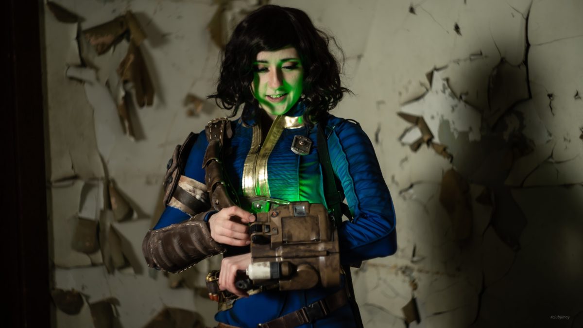 Cosplay Spotlight: Fallout Vault Dweller - Labinnak - Gameranx