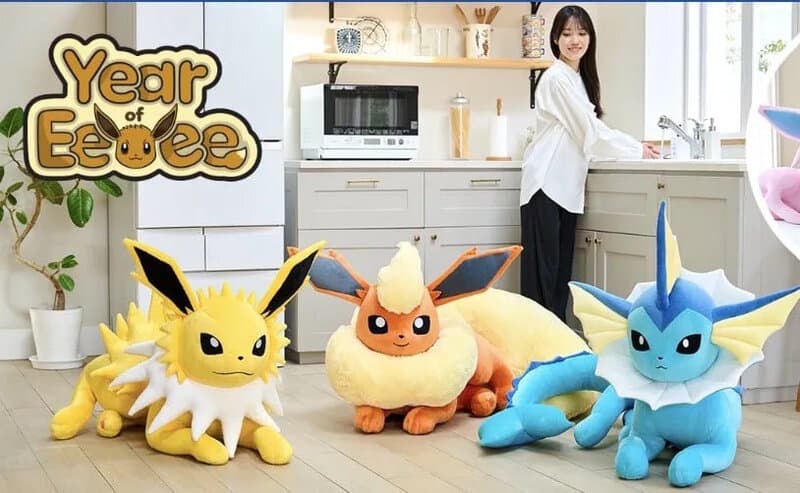 The Pokemon Center Website Releases Life-Size Eeveelution Plushies ...